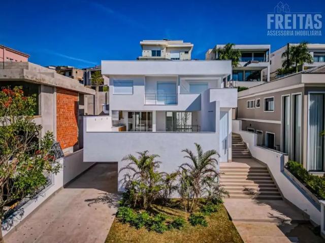 Casa / Sobrado para Venda em Santana de Parnaíba/SP Alphaville 4 Quartos