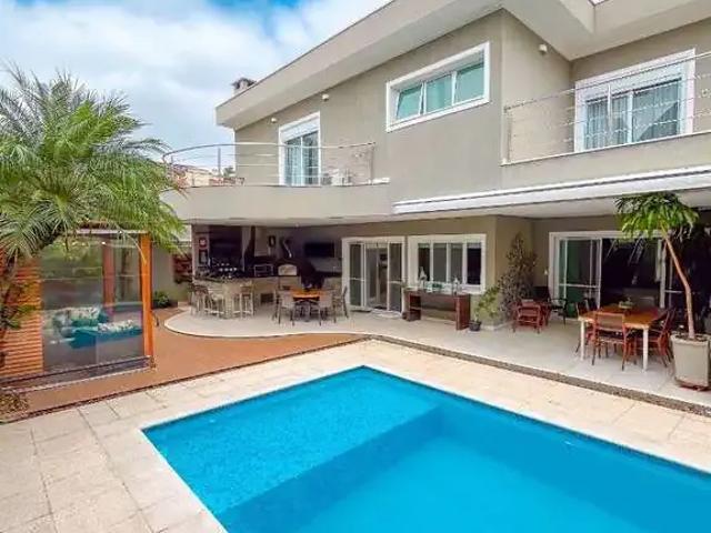 Casa / Sobrado para Venda em Santana de Parnaíba/SP Alphaville 4 Quartos