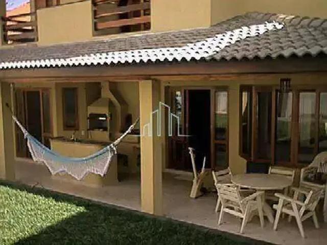 Casa / Sobrado para Venda em Santana de Parnaíba/SP Alphaville 4 Quartos