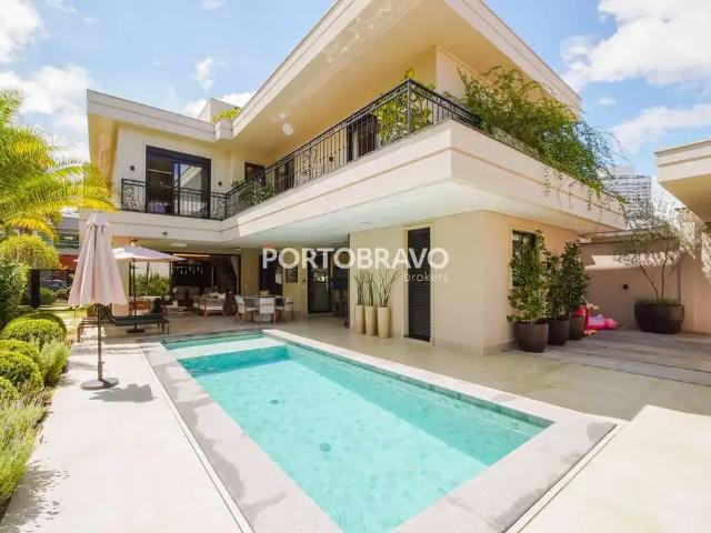 Casa / Sobrado para Venda em Santana de Parnaíba/SP Alphaville 4 Quartos