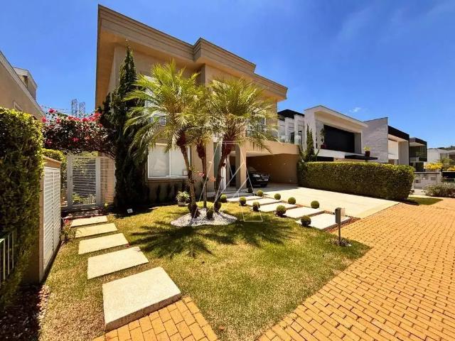Casa / Sobrado para Venda em Santana de Parnaíba/SP Alphaville 4 Quartos