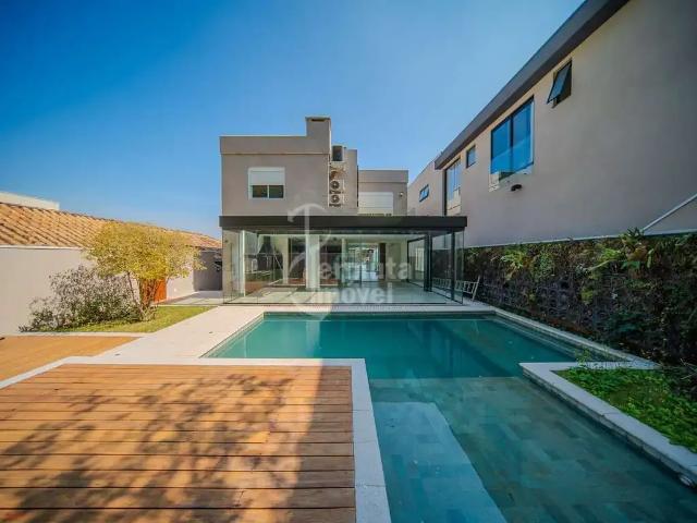 Casa / Sobrado para Venda em Santana de Parnaíba/SP Alphaville 4 Quartos