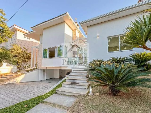 Casa / Sobrado para Venda em Santana de Parnaíba/SP Alphaville 4 Quartos