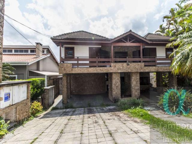 Casa / Sobrado para Venda em Santana de Parnaíba/SP Alphaville 4 Quartos