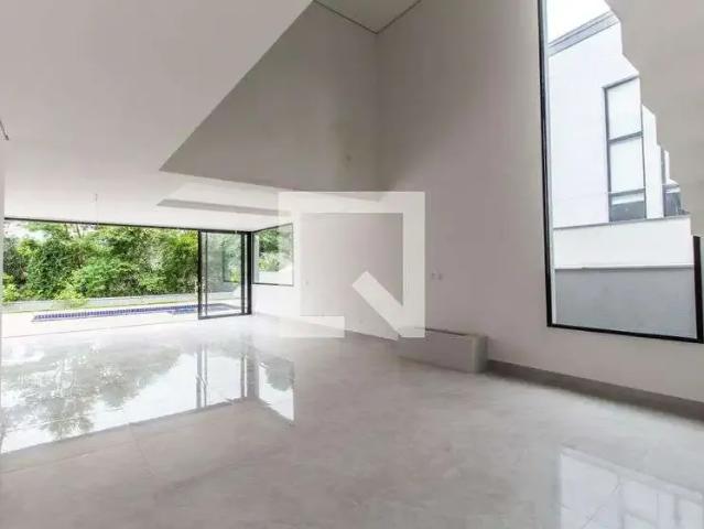 Casa / Sobrado para Venda em Santana de Parnaíba/SP Alphaville 5 Quartos