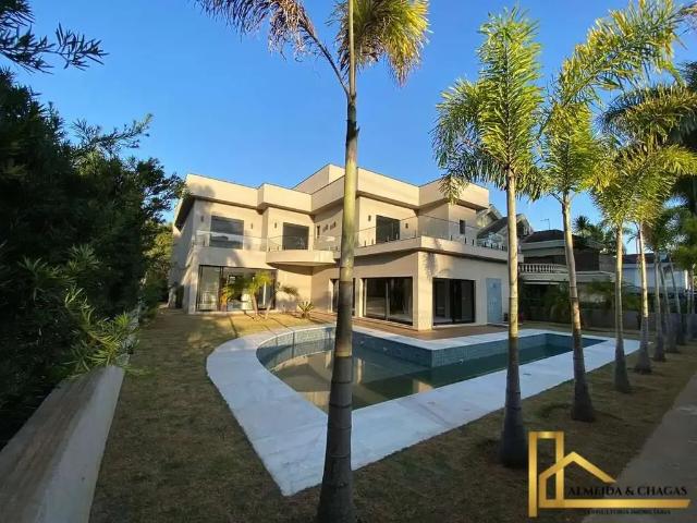 Casa / Sobrado para Venda em Santana de Parnaíba/SP Alphaville 5 Quartos
