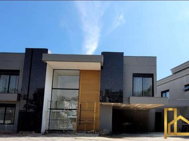 Casa / Sobrado para Venda em Santana de Parnaíba/SP Alphaville 5 Quartos