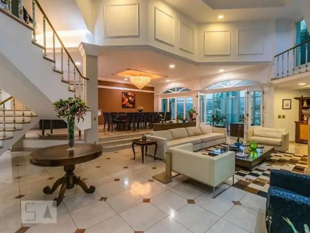 Casa / Sobrado para Venda em Santana de Parnaíba/SP Alphaville 5 Quartos