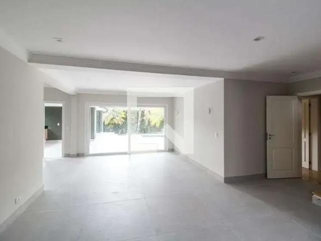 Casa / Sobrado para Venda em Santana de Parnaíba/SP Alphaville 5 Quartos
