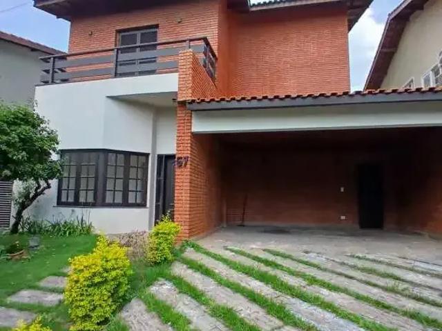 Casa / Sobrado para Venda em Santana de Parnaíba/SP Alphaville 5 Quartos
