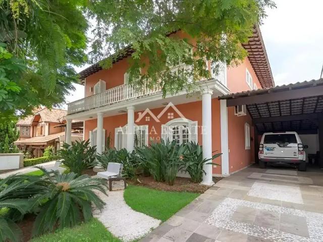 Casa / Sobrado para Venda em Santana de Parnaíba/SP Alphaville 5 Quartos