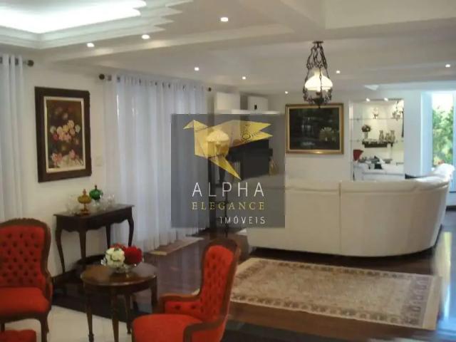 Casa / Sobrado para Venda em Santana de Parnaíba/SP Alphaville 5 Quartos