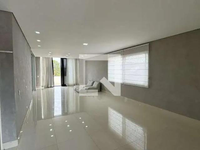 Casa / Sobrado para Venda em Santana de Parnaíba/SP Alphaville 5 Quartos