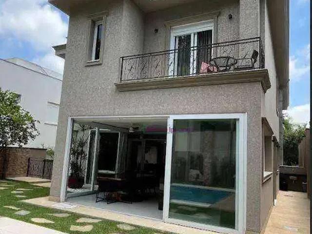 Casa / Sobrado para Venda em Santana de Parnaíba/SP Alphaville 5 Quartos