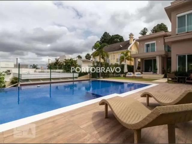 Casa / Sobrado para Venda em Santana de Parnaíba/SP Alphaville 5 Quartos