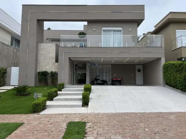 Casa / Sobrado para Venda em Santana de Parnaíba/SP Alphaville 5 Quartos