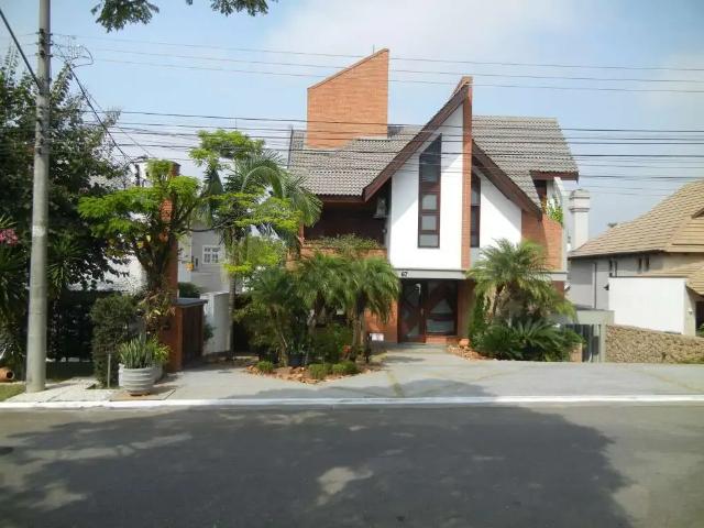 Casa / Sobrado para Venda em Santana de Parnaíba/SP Alphaville 5 Quartos