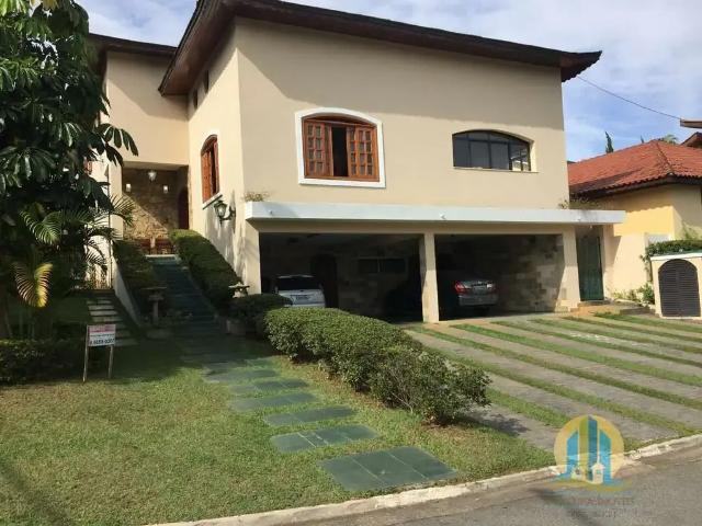 Casa / Sobrado para Venda em Santana de Parnaíba/SP Alphaville 5 Quartos