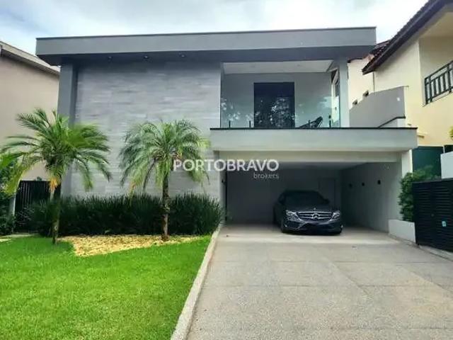Casa / Sobrado para Venda em Santana de Parnaíba/SP Alphaville 5 Quartos