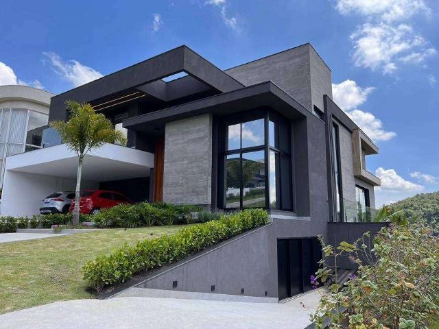 Casa / Sobrado para Venda em Santana de Parnaíba/SP Alphaville 5 Quartos