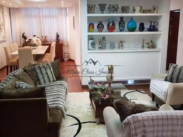 Casa / Sobrado para Venda em Santana de Parnaíba/SP Alphaville 6 Quartos
