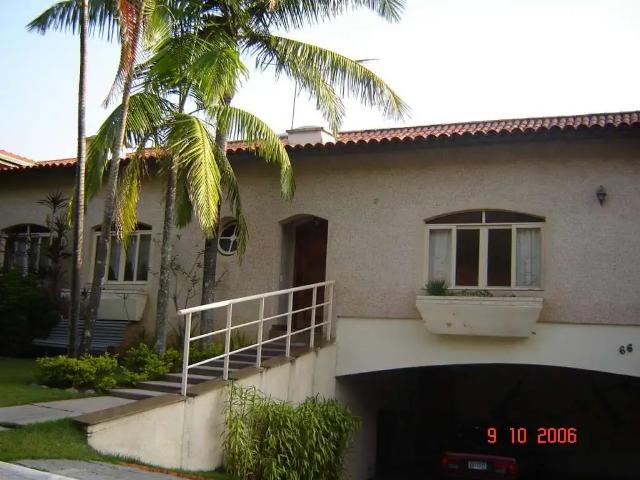 Casa / Sobrado para Venda em Santana de Parnaíba/SP Alphaville 4 Quartos