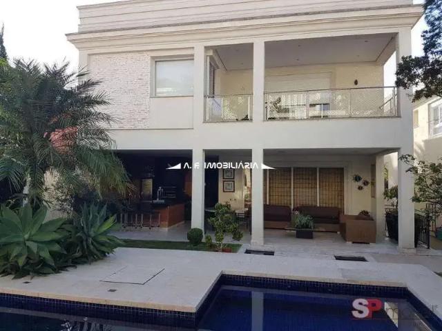 Casa / Sobrado para Venda em Santana de Parnaíba/SP Alphaville 7 Quartos