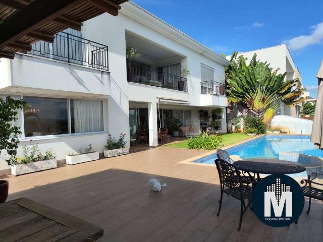 Casa / Sobrado para Venda em Santana de Parnaíba/SP Alphaville 7 Quartos