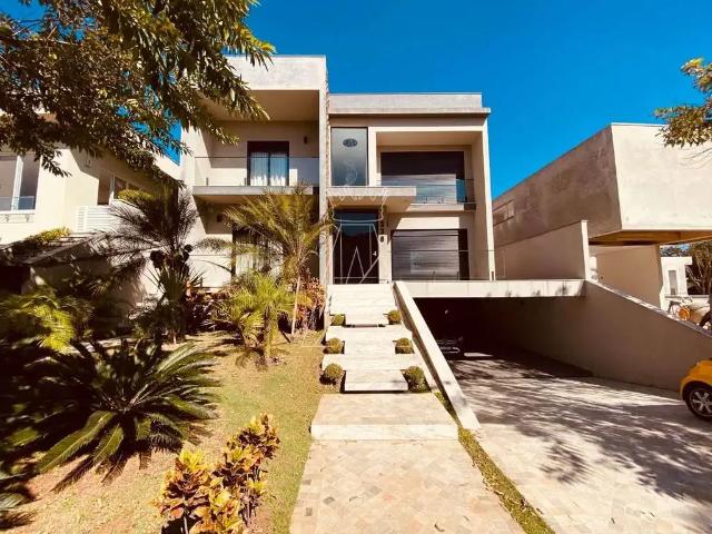 Casa / Sobrado para Venda em Santana de Parnaíba/SP Alphaville 1 Quartos