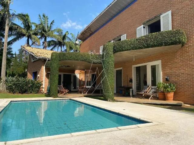 Casa / Sobrado para Venda em Santana de Parnaíba/SP Alphaville 2 Quartos