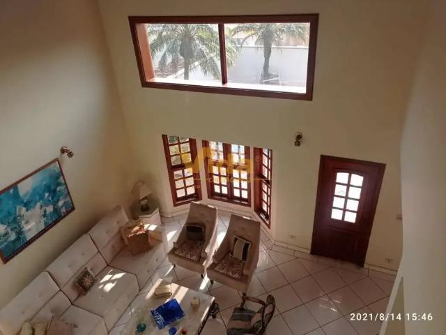 Casa / Sobrado para Venda em Santana de Parnaíba/SP Alphaville 2 Quartos