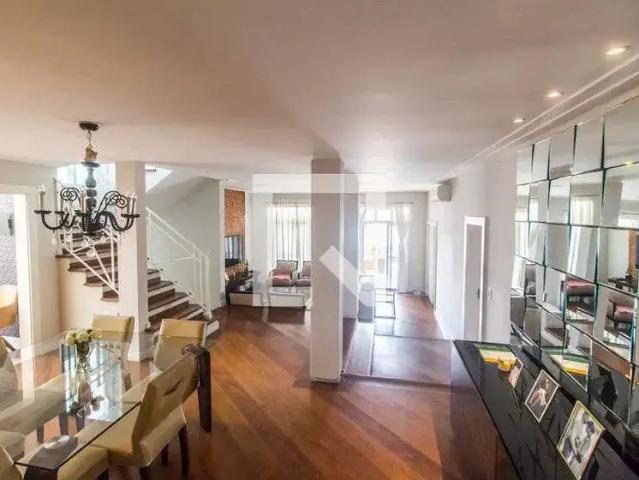 Casa / Sobrado para Venda em Santana de Parnaíba/SP Alphaville 4 Quartos