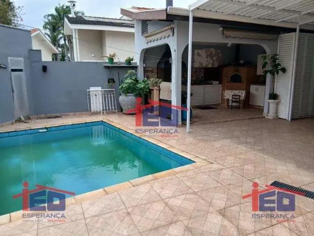 Casa / Sobrado para Venda em Santana de Parnaíba/SP Alphaville 3 Quartos