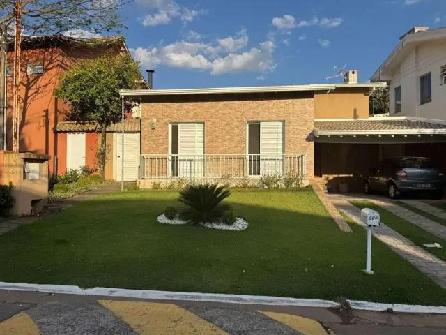 Casa / Sobrado para Venda em Santana de Parnaíba/SP Alphaville 3 Quartos