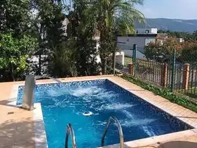 Casa / Sobrado para Venda em Santana de Parnaíba/SP Alphaville 3 Quartos