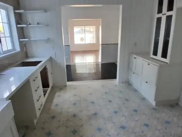 Casa / Sobrado para Venda em Santana de Parnaíba/SP Alphaville 3 Quartos