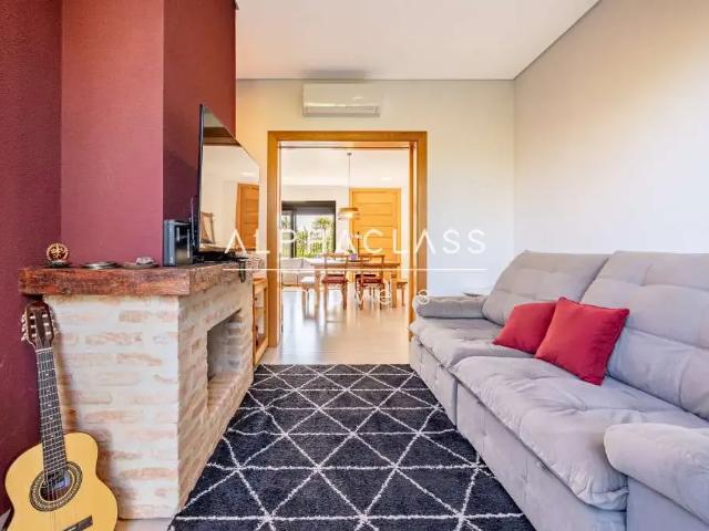 Casa / Sobrado para Venda em Santana de Parnaíba/SP Alphaville 3 Quartos