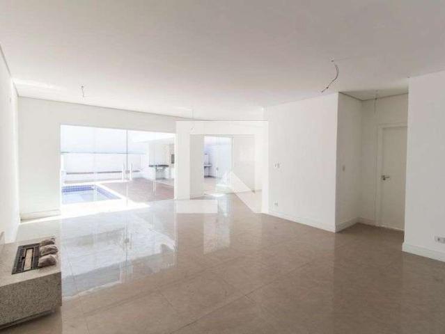Casa / Sobrado para Venda em Santana de Parnaíba/SP Alphaville 3 Quartos