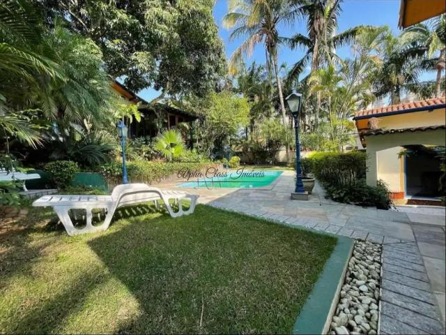 Casa / Sobrado para Venda em Santana de Parnaíba/SP Alphaville 3 Quartos