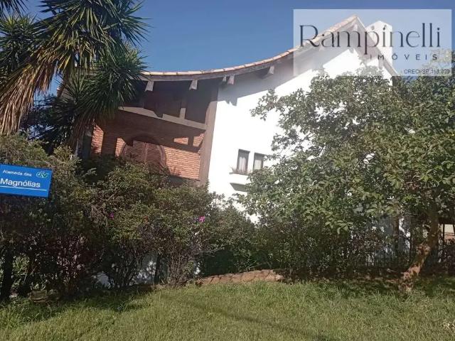Casa / Sobrado para Venda em Santana de Parnaíba/SP Alphaville 3 Quartos