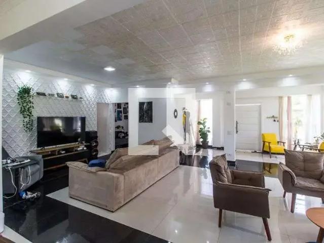 Casa / Sobrado para Venda em Santana de Parnaíba/SP Alphaville 3 Quartos
