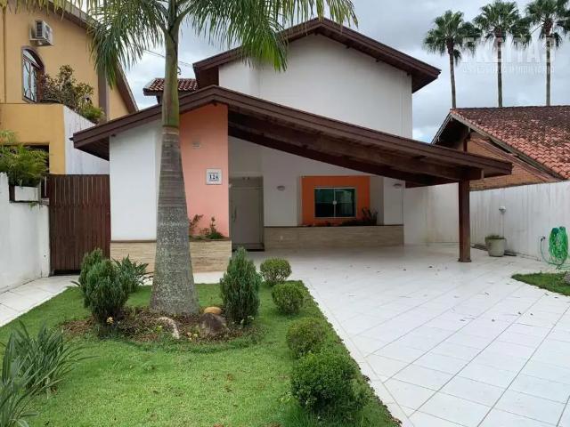 Casa / Sobrado para Venda em Santana de Parnaíba/SP Alphaville 3 Quartos