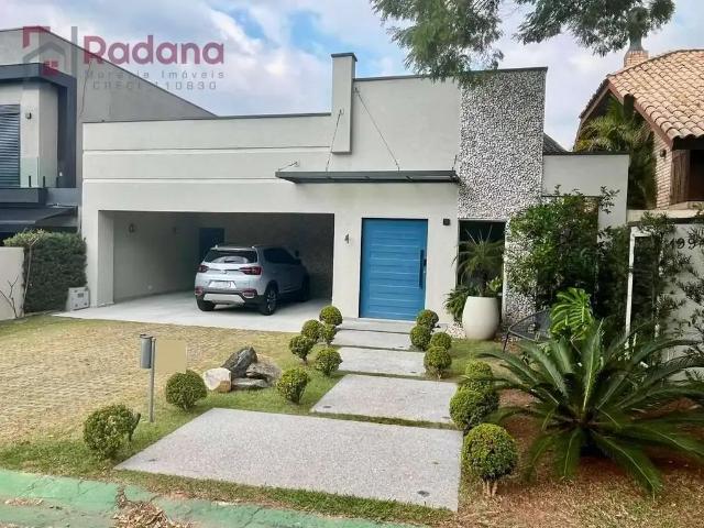Casa / Sobrado para Venda em Santana de Parnaíba/SP Alphaville 3 Quartos
