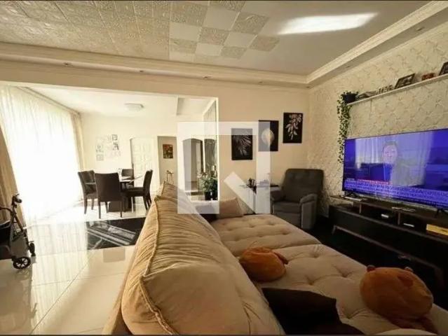 Casa / Sobrado para Venda em Santana de Parnaíba/SP Alphaville 3 Quartos