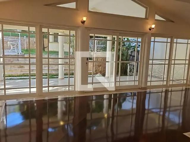 Casa / Sobrado para Venda em Santana de Parnaíba/SP Alphaville 3 Quartos