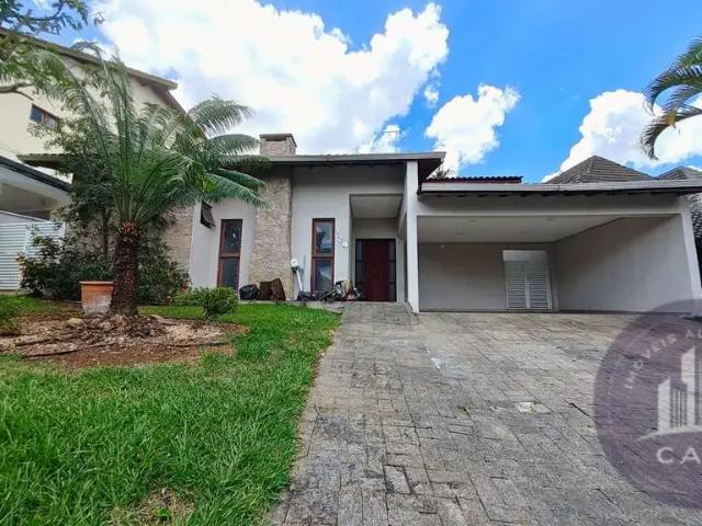 Casa / Sobrado para Venda em Santana de Parnaíba/SP Alphaville 3 Quartos