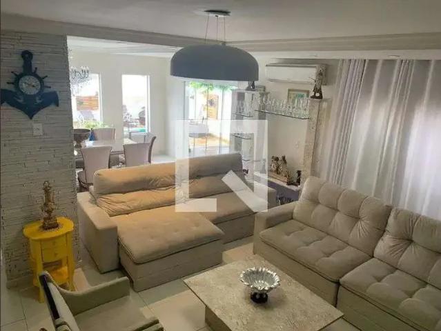 Casa / Sobrado para Venda em Santana de Parnaíba/SP Alphaville 3 Quartos