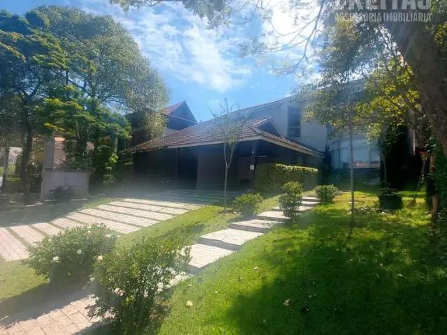 Casa / Sobrado para Venda em Santana de Parnaíba/SP Alphaville 3 Quartos