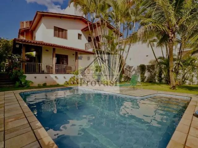 Casa / Sobrado para Venda em Santana de Parnaíba/SP Alphaville 3 Quartos