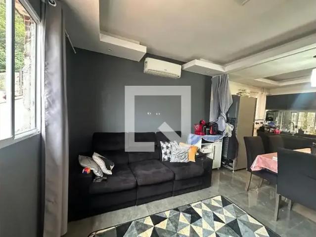 Casa / Sobrado para Venda em Santana de Parnaíba/SP Alphaville 3 Quartos
